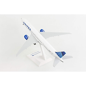 Daron SkyMarks United 777-300ER 1/200 w/Gear SKR1054 2019 Blue Livery, White