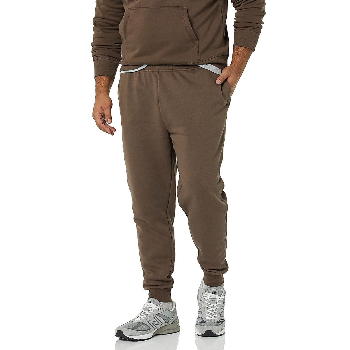 Amazon Essentials Men's Fleece Jogger Pant, Medium Brown, Small