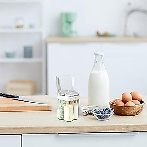 UPKOCH Multi Salt Container Plastic Shaker Jars With Labels 5 Grids Travel Seasoning Bottle Clear Condiment Dispenser Portable Pepper Box For Powder Sugar Camping Bbq