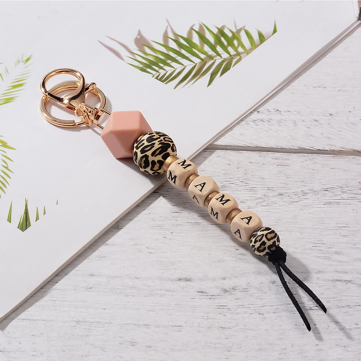 Lantintop Leopard Print Silicone Bead Keychain Fashion Bag Pendant MAMA Keychain Gift for Mom, Sister,Auntie (Mama)