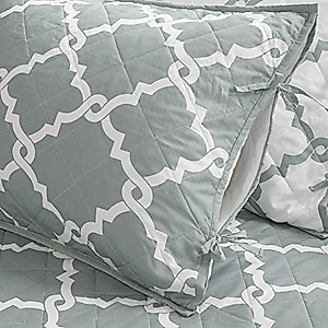 Madison Park Essentials Merritt Reversible Daybed Cover-Fretwork Print, Diamond Quilting All Season Cozy Bedding with Bedskirt, Matching Shams, Decorative Pillow, 75"x39", Grey 6 Piece