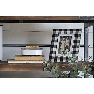 Foreside Home & Garden White Buffalo Plaid 4x6 Inch Wood Decorative Picture Frame