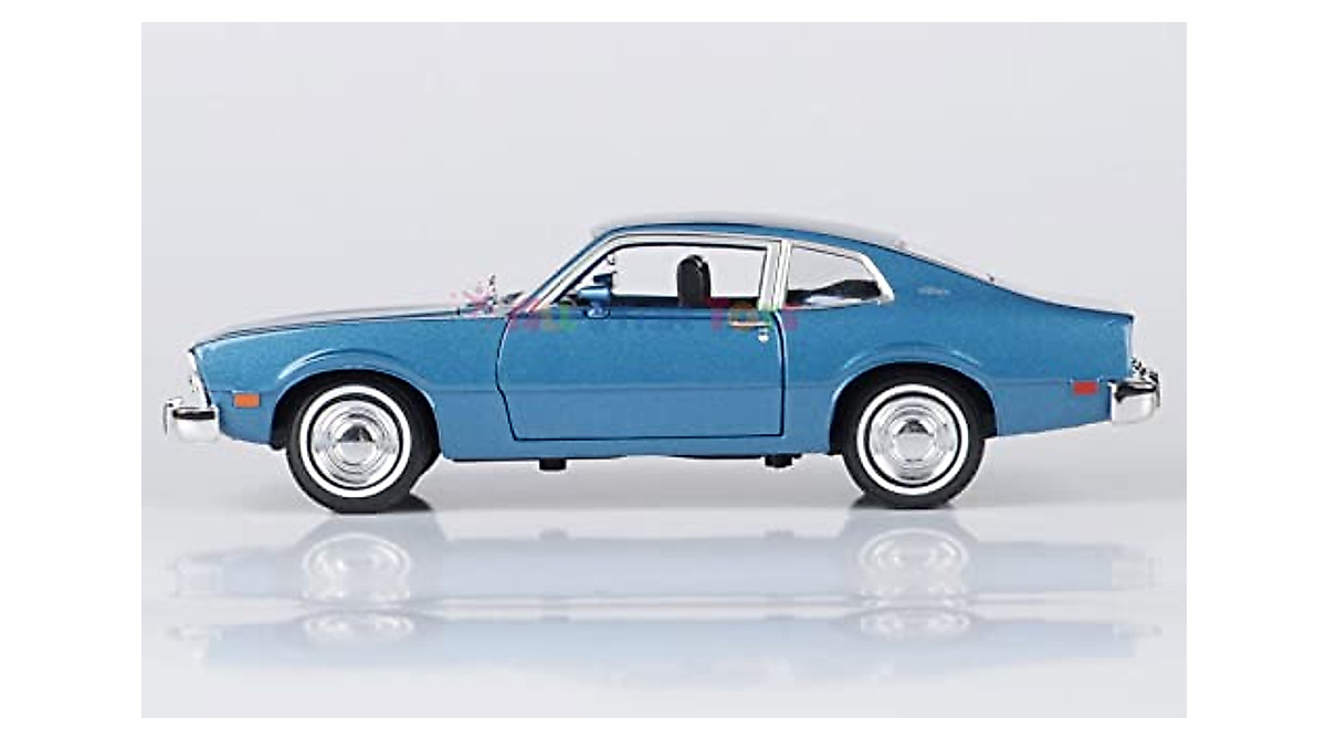1974 Ford Maverick Diecast Model 1:24 Scale - Collectible Classic Car