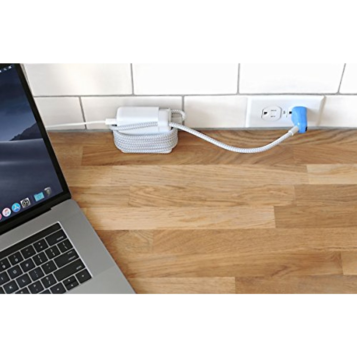 Stella by Ten One Design – Laptop Charging Cord for Apple Adapters with Built-in Cord Management and Illuminating Plug (T1-SPOT-219) – Blue