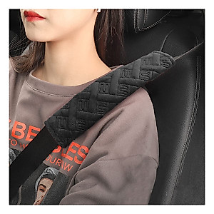 2 Pack Car Seat Belt Pads Cover, Universal Comfort Seatbelt Pad, Seat Belt Shoulder Strap Covers Harness Pad to Protect Neck and Shoulder from The Seat Belt Rubbing, Car Interior Accessories (Black)