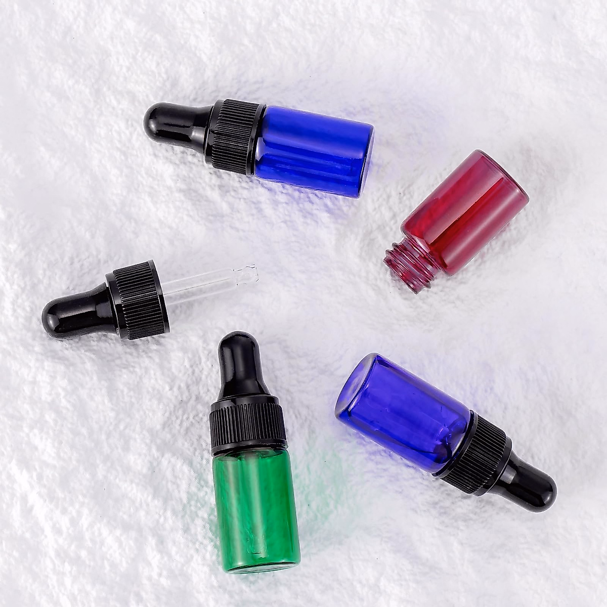 Kesell Multicolor Mini Glass Dropper Bottles, 3ml Essential Oil Glass Bottle Empty Lotion Perfume Sample Vials with Glass Eye Dropper, Pack of 20