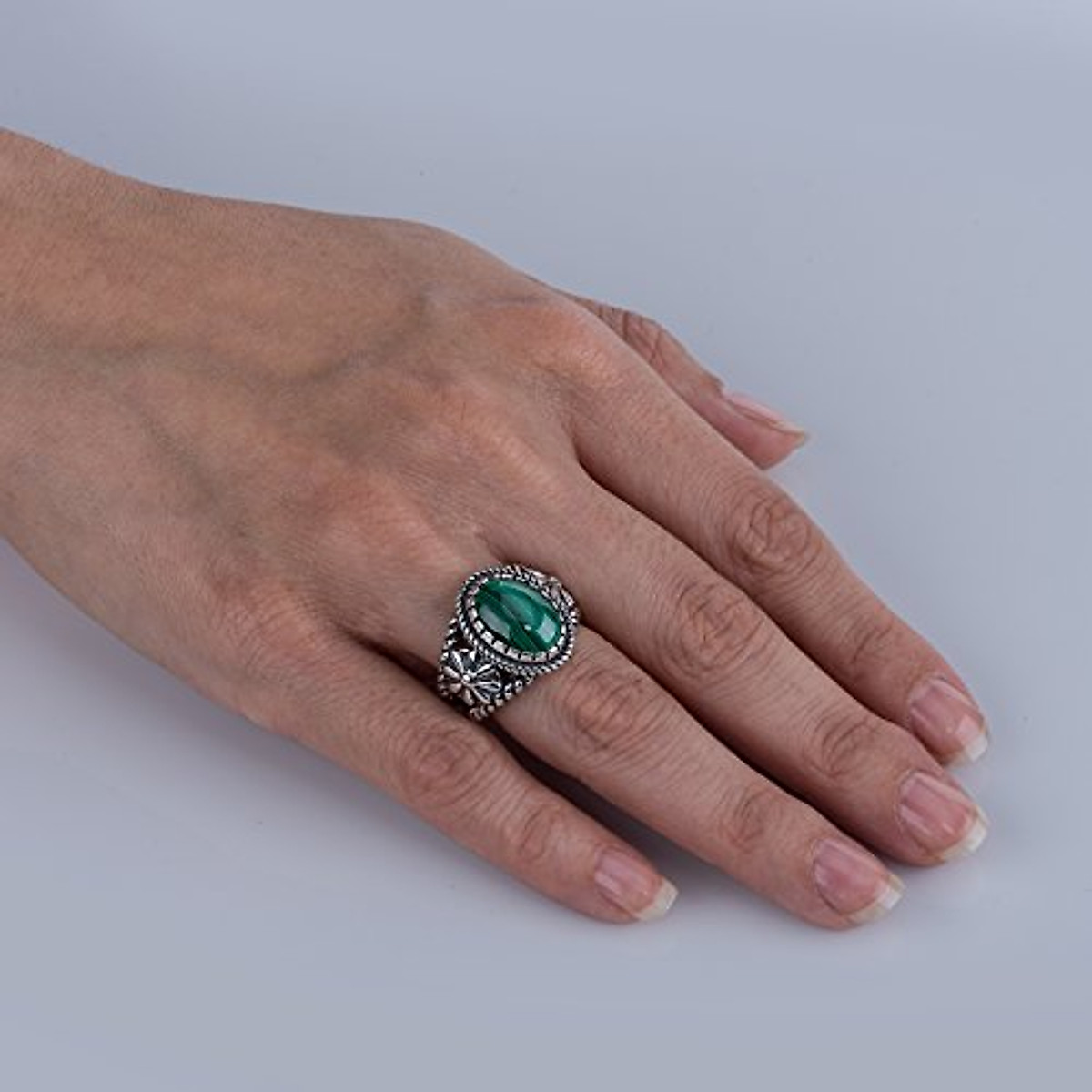American West Jewelry Sterling Silver Women's Ring Green Malachite Gemstone Native-Inspired Flower Design Size 8