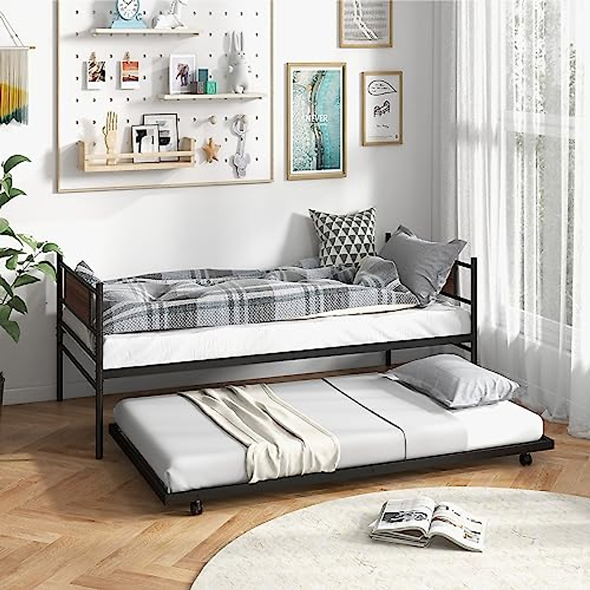 Giantex Metal Daybed with Trundle, Twin Size Day Bed with Wood Grain Headboard & Metal Slat Support, Space-Saving Trundle Sofa Bed for Living Room Guest Room, Easy Assembly, No Box Spring Needed