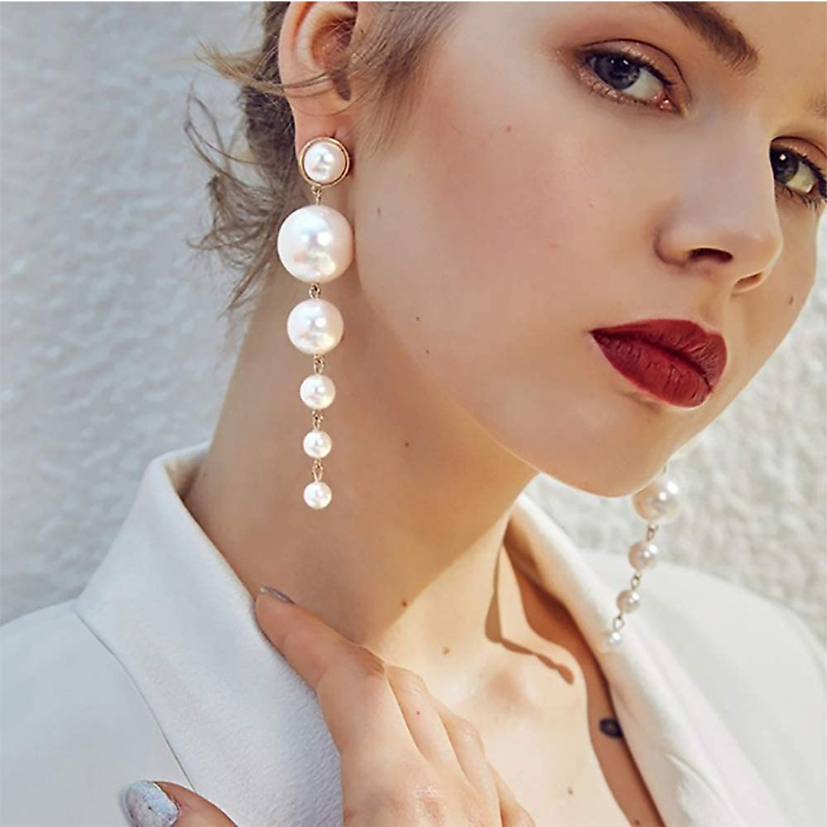 Denifery Boho Gold Long Tassel Earrings Fringe Dangle Earrings Pearls Earrings Thin Earrings Handmade Bohemian Statement Earrings for Women Daily Party