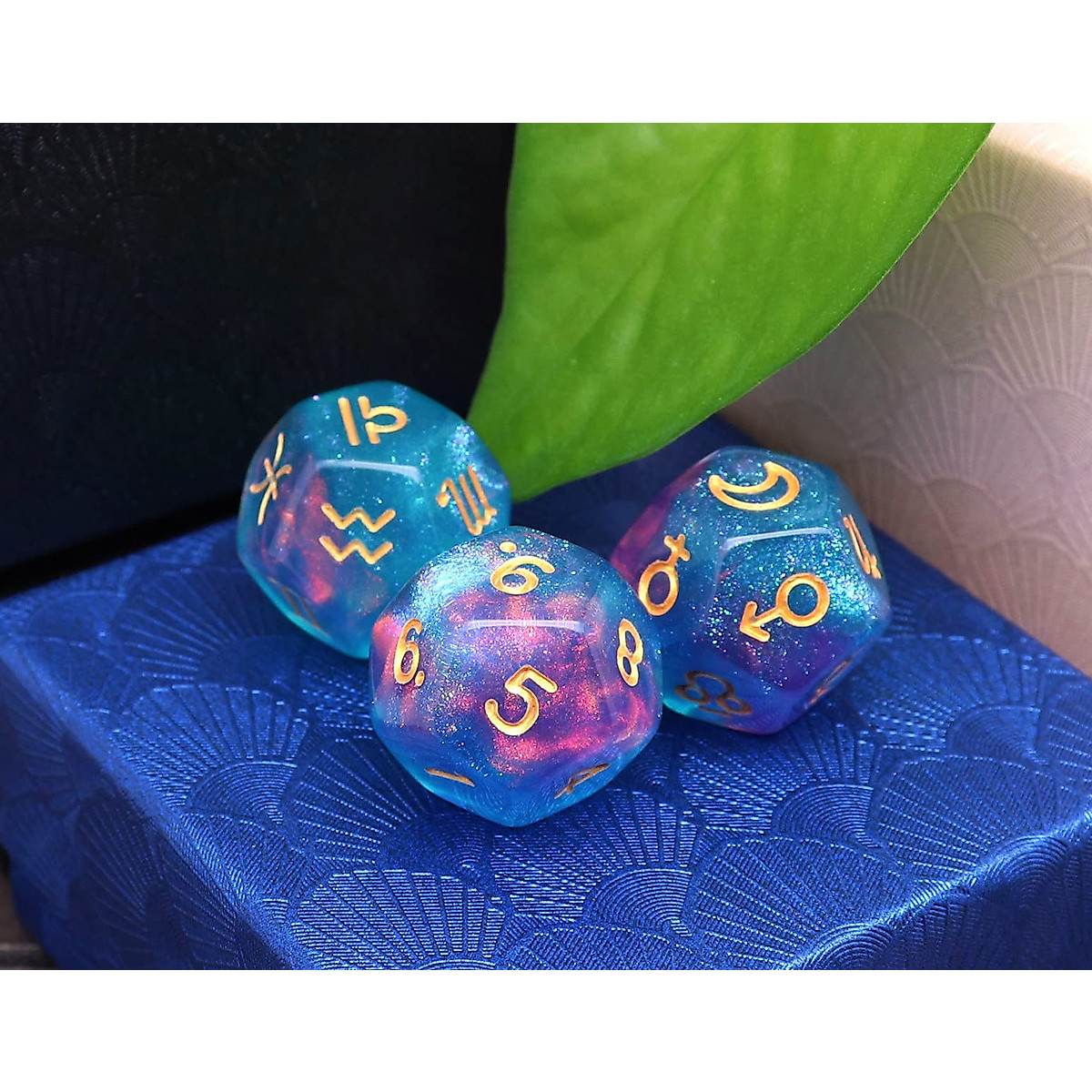 3 Pieces Astrological Dice for Constellation Divination Accessory 3 Colors D12 Glitter Crafts Dice Polyhedral Set