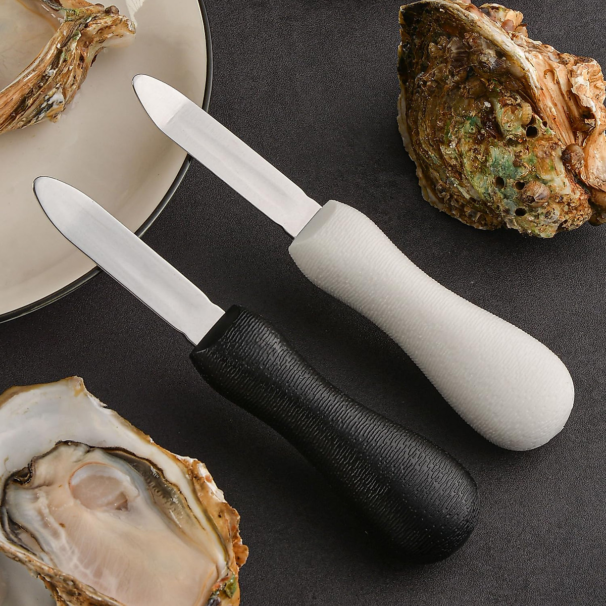Zsirue Oyster Shucking Knife, 2.75" New Haven Style Oyster Shucker Clam Knife with Non-Slip Poly Handle, Seafood Opener Seafood Tools (Black)