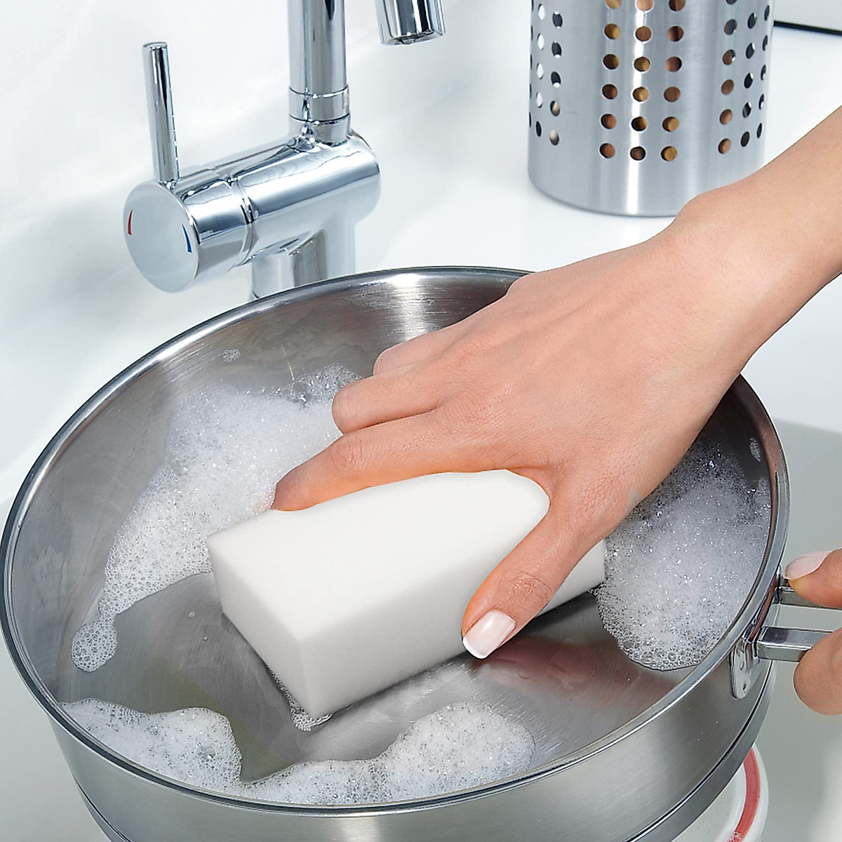 MANCHAP 100 Pack White Melamine Foam Sponge Cleaning Pads, Lightweight Non-Scratch Scrub Sponge Scrubber Foam Dish Sponges Eraser for Wall, Furniture, Kitchen, Car, 3.9 x 2.4 x 0.8 Inch