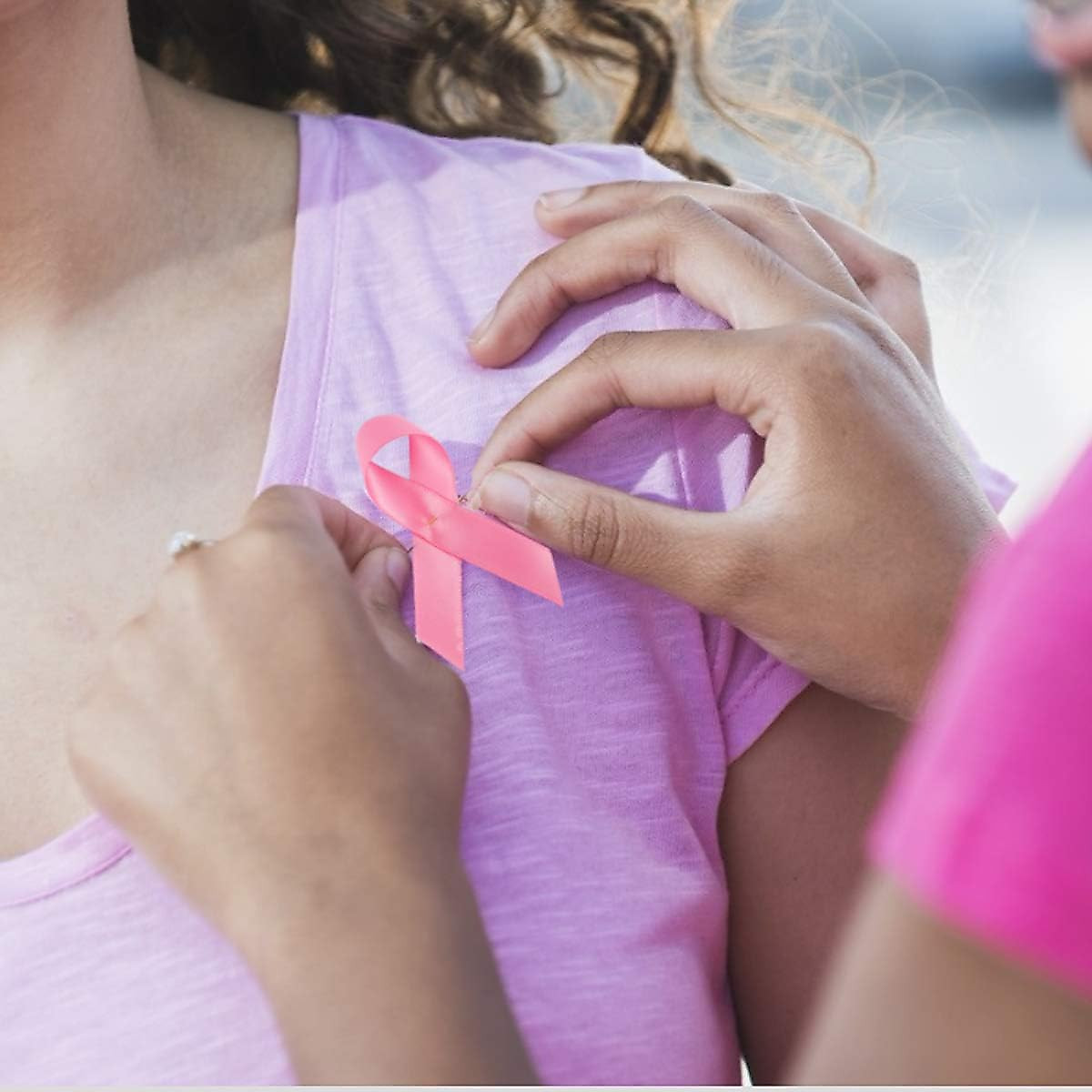 30Pcs Pink Ribbon Pins Breast Cancer Awareness Safety Pin Breast Cancer Pins Brooch for Women Girls Charity Fundraising Event Party Favors Supplies