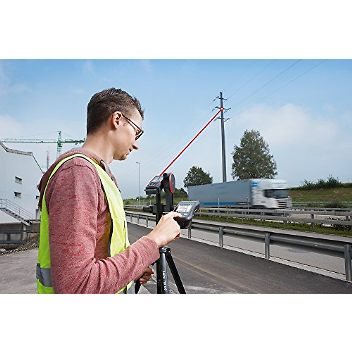 Leica DISTO S910 Pro Pack 984ft Range Laser Distance Measurer Pro Kit, Point to Point Measuring, Hard Case, TRI70 Tripod, FTA360S Adapter, Red/Black