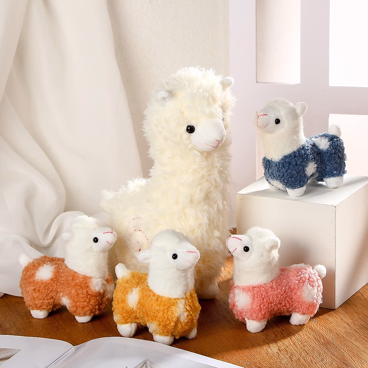 Civaner Valentine's Day Gift Llama Stuffed Animal with 4 Baby Llama Cute Alpaca Plush Set Kawaii Alpaca Soft Pillow Party Favor for Kids Girl Mardi Gras Easter Birthday Anniversary Student Home Decor