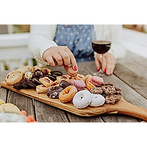TOSCANA - a Picnic Time Brand - Artisan 24" Acacia Charcuterie Board with Raw Wood Edge, Cheese Board, Serving Platter, (Acacia Wood)