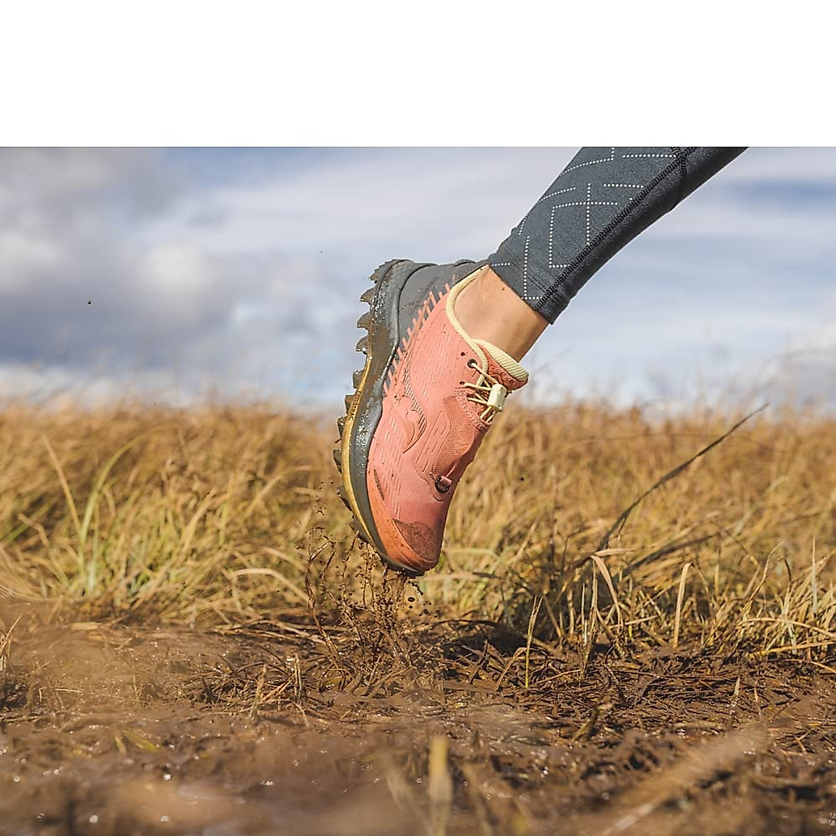 Saucony Women's Peregrine 11 St Trail Running Shoe, Rust/Charcoal, 6.5