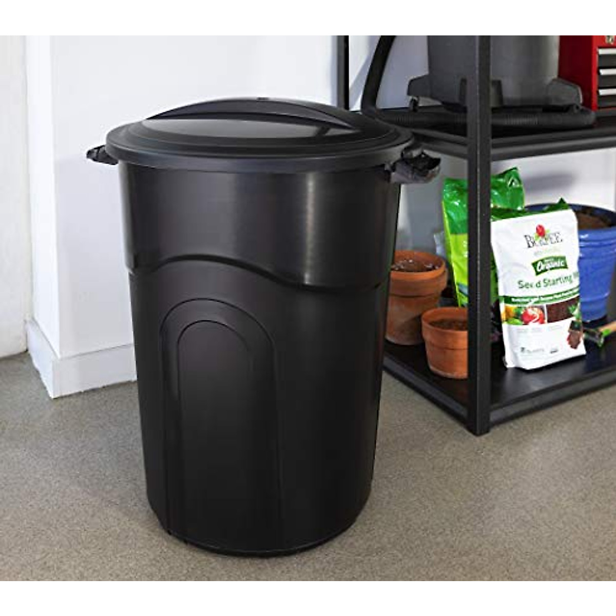 United Solutions 32 Gallon Outdoor Garbage Can, Black, Easy to Carry Garbage Can with Sturdy Construction, Pass-Through Handles & Attachable Click Lock Lid, Indoor or Outdoor Use, (Pack of 2)