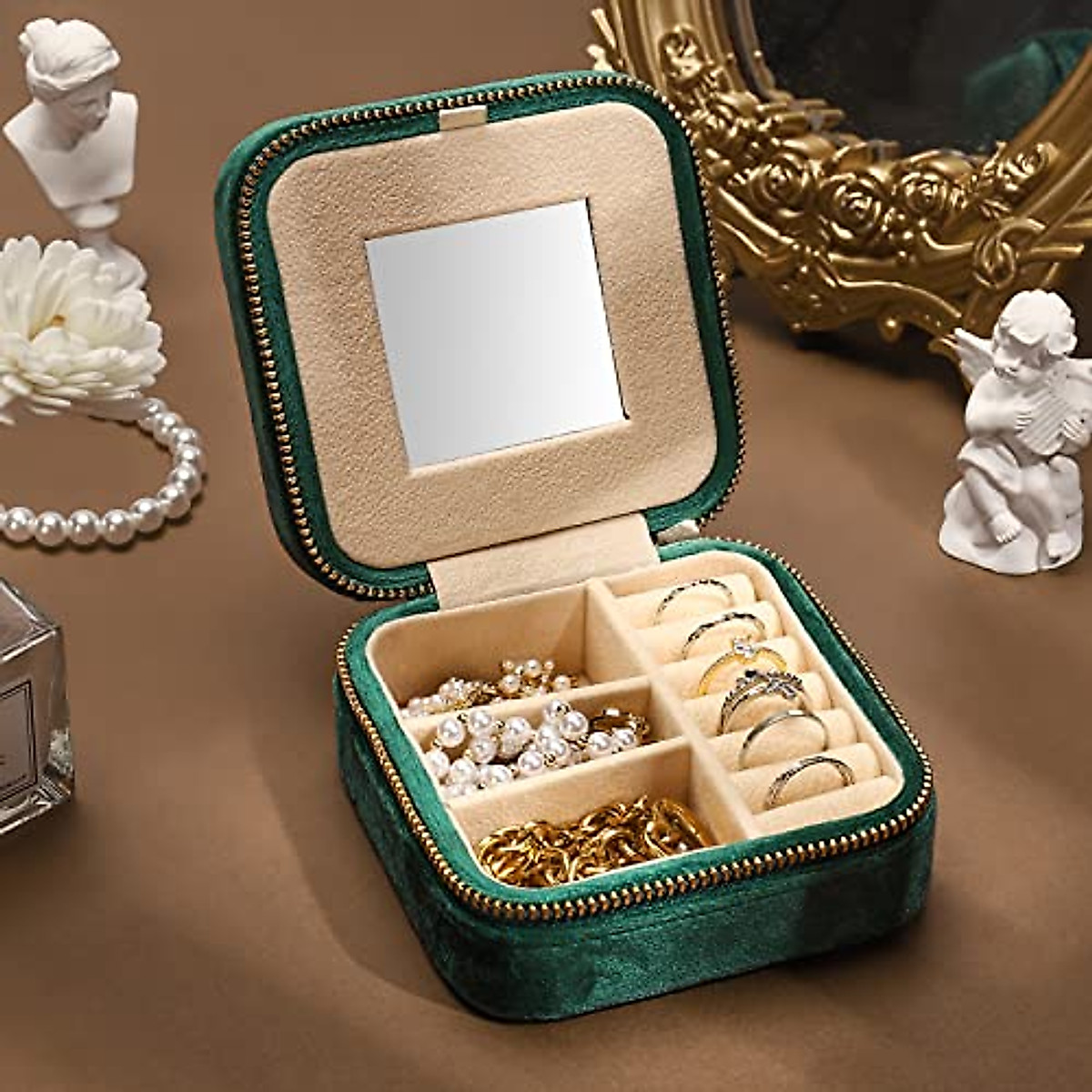 Mpeyuiltic Travel Jewelry Case, Velvet Travel Jewelry Box, Portable Small Travel Jewelry Organizer for Women Girls with Mirror (Emerald)