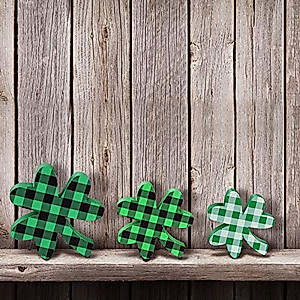3 Pieces St. Patrick's Day Table Wooden Signs Shamrock Wooden Signs Irish Themed Freestanding Table Decorations for Desk Office Home Party Decoration (Plaid Style)