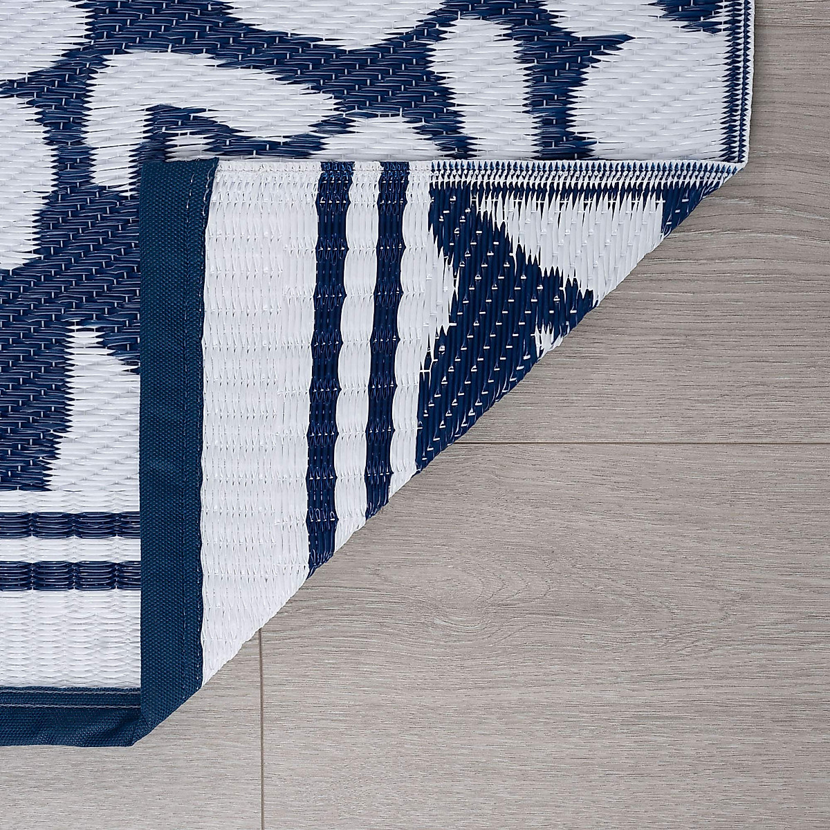 Reversible Plastic Straw, Water Resistant Outdoor Rug 6x9 for Patio, Deck, Porch, Camping, RV | Fade Resistant Outside Area Rugs for Patios | Size 5'11'' x 8'10''