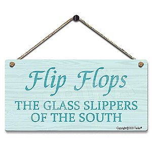 Flip Flops The Glass Slippers of The South 5X10 Inches Wood Retro Look Decoration Art Hanging Sign for Home Kitchen Bathroom Farm Garden Garage Inspirational Quotes Wall Decor