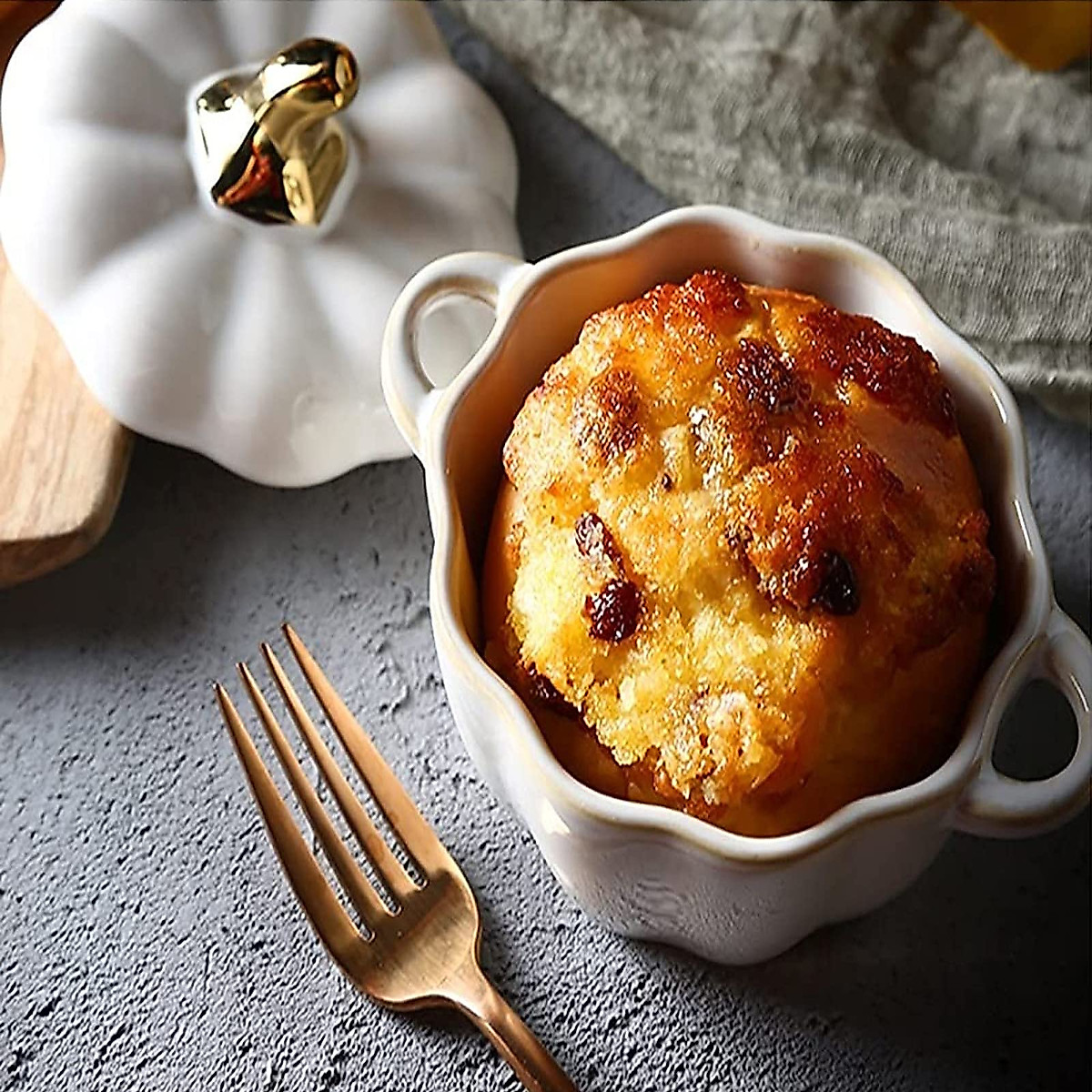 NUANYOYO Ceramic Pumpkin Soup Bowl with Lid,Pumpkin Soup Bnowl,Ceramic Stew Pot Pumpkin Shape Storage Jar,Ceramic Pumpkin Dessert Bowl for Fashion Creative Tableware (Orange)