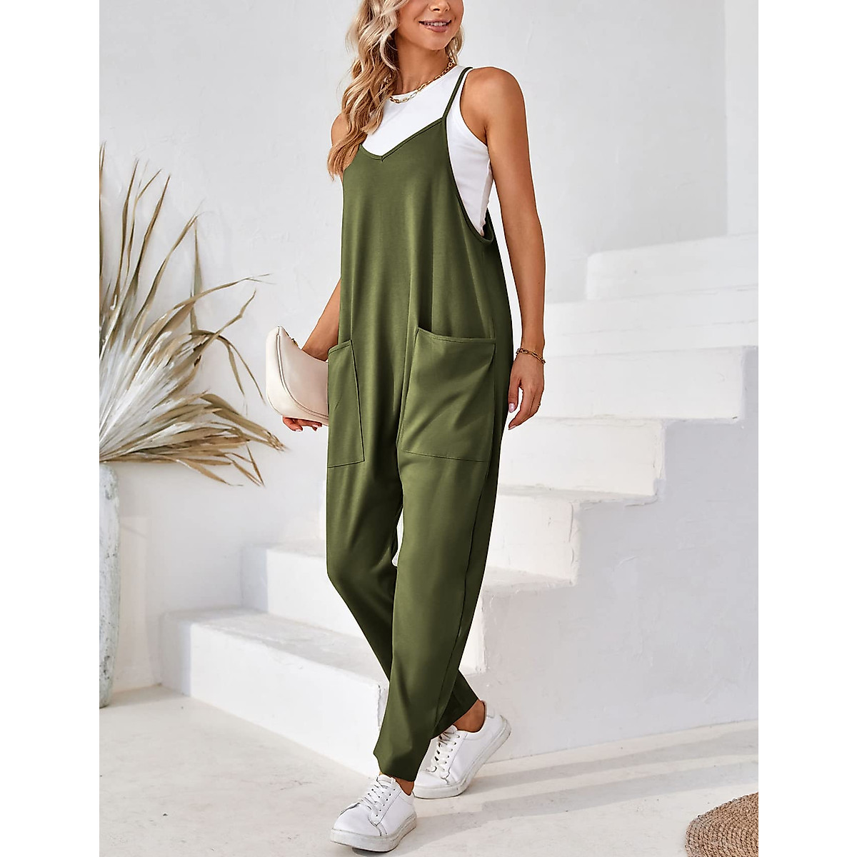 Wyeysyt Womens Casual Jumpsuits Sleeveless Loose Adjustable Strap Overalls Wide Leg Baggy Bibs Romper Pants with Pockets(ArmyGreen-M)