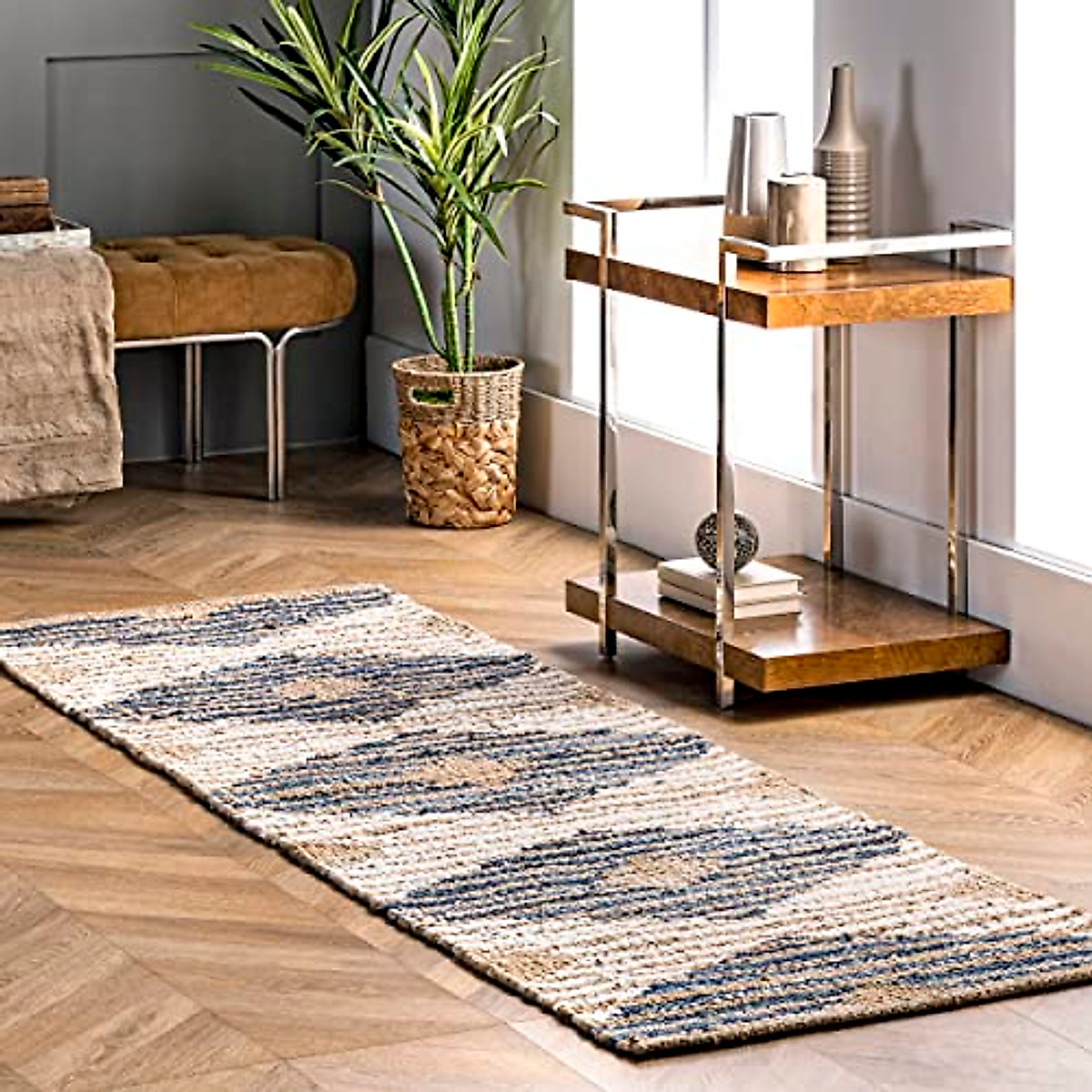 nuLOOM Hand Braided Marla Denim And Jute Diamonds Runner Rug, 2' 6" x 8', Off-white