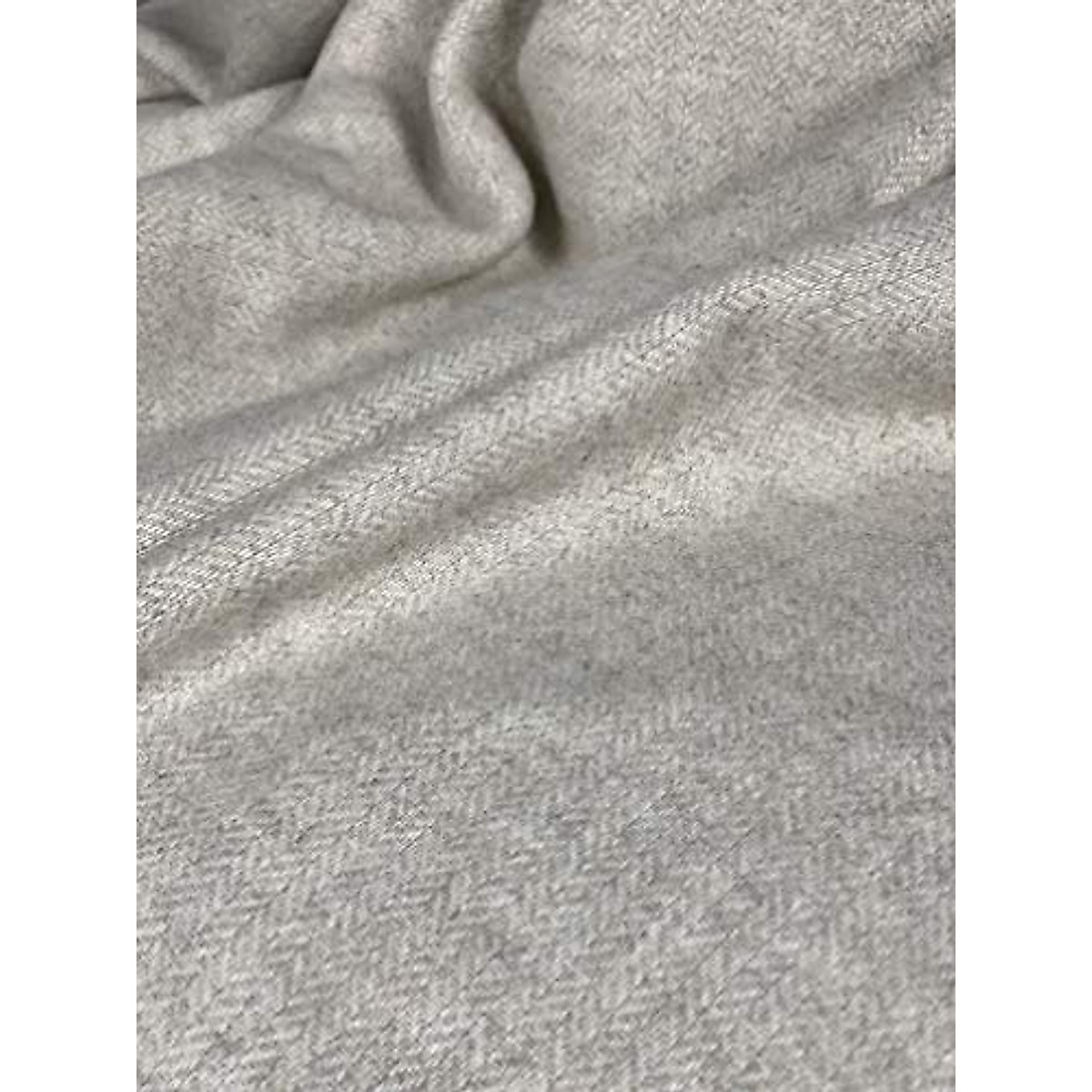 Eikei Wool Throw Blanket Geo Herringbone Pattern Oversized Couch Throw Blanket Fringe Trim Soft Merino Woolen Afghan Minimalist Style Lightweight Machine Washable (Light Beige, 55Wx78L)