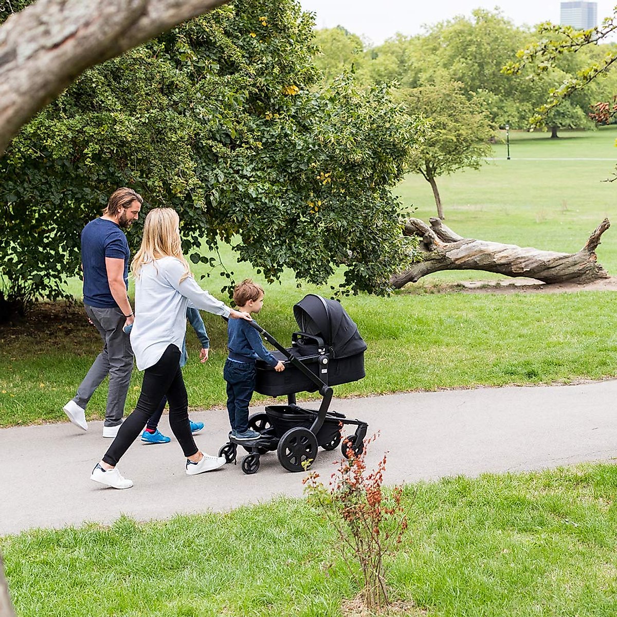 Joolz Footboard - Accessory for Stroller - Stroll with Two Children - Easy to Store - Spacious & Stable - Foldable & Practical - Smart Design - Black