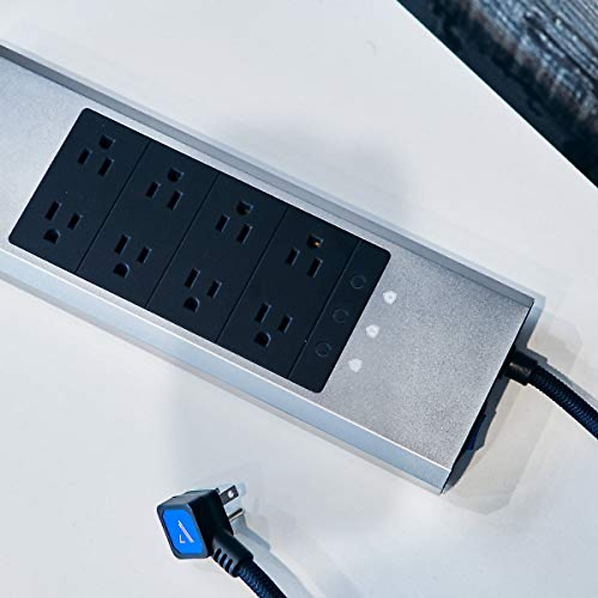 Sony XR55X90L 55 inch 4K BRAVIA XR Full Array LED Smart Google TV with a 5S-PS8-US1 V-Series 8-Outlet Power w/Omniport USB (2023)(USED)