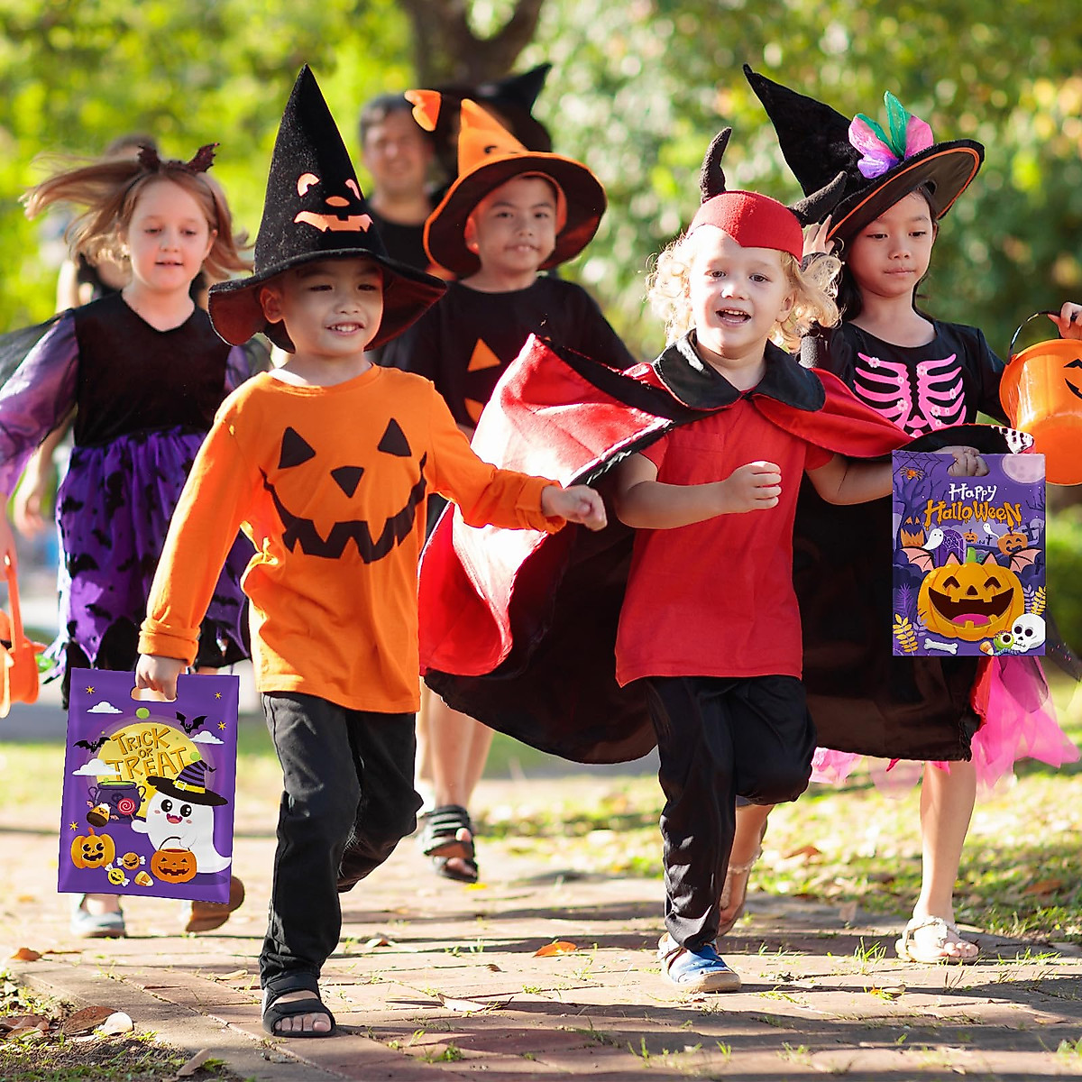 40 Pcs Happy Halloween Treat Bags with Handles-Trick or Treat Halloween Goodie Bags for Kids, Cute Ghost Pumpkin Halloween Plastic Candy Goody Gift Bags for Halloween Party Decorations Supplies Favors