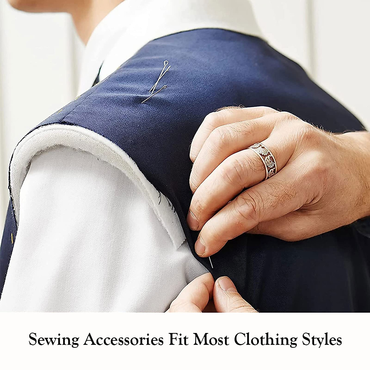 4 Pairs Covered Set-in Shoulder Pads Sewing Foam Pads Sponge Shoulder Pad Shoulder Enhancer for Women Men Blazer Suit Coat Jacket Clothes Sewing Accessories (2 Black + 2 White)