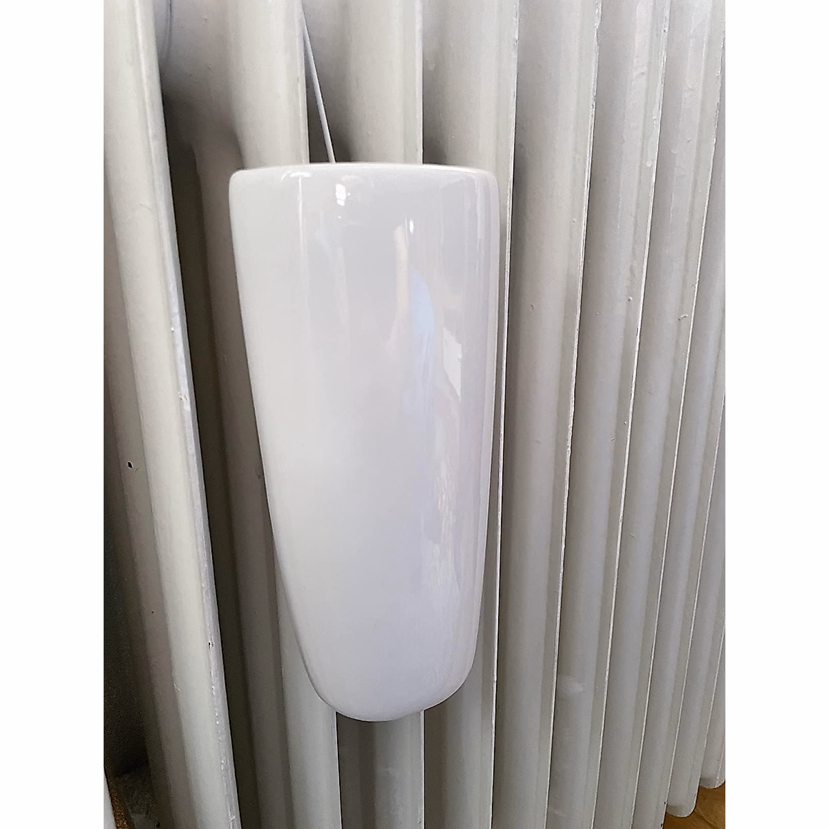 4 Pieces White Ceramic Radiator Hanging Humidifier Set，Controls Dry Air Moisture Humidity with Free Hanging S Hooks，Eco Friendly No Electricity Required, Easy to Clean (Ceramic White)