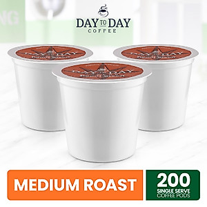 Day To Day 200-Count Donut Blend, Medium Roast Single Serve Coffee Pods for K-Cup Keurig Brewers (Donut Blend, 200 Count (Pack of 1))