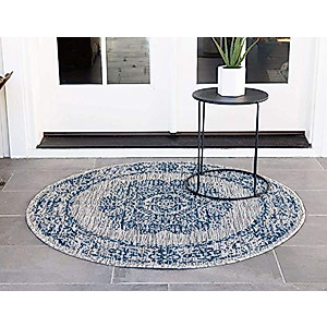 Unique Loom Outdoor Traditional Collection Area Rug - Timeworn (5' 3" Round, Blue/ Gray)