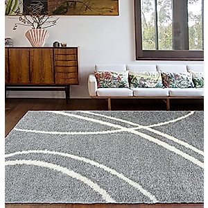 Rugshop Cozy Contemporary Stripe Perfect for Living Room,Bedroom,Home Office Non-Shedding Plush Shag Area Rug 5'3" x 7'3" Gray-White