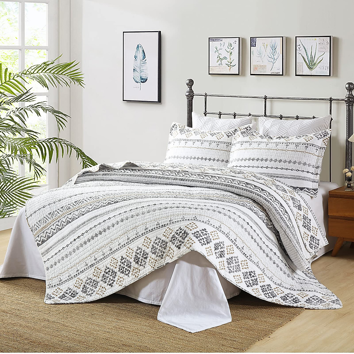 Y-PLWOMEN King Quilt, 100% Cotton Boho King Size Quilt, White/Gray Striped Geometric Quilt Set King, Bohemian Lightweight Soft King Bedspreads for All Season, 3-Pieces