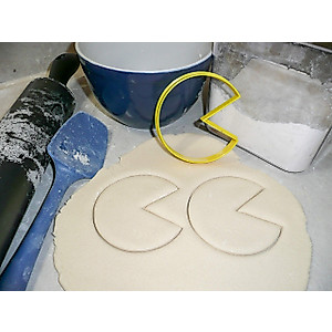 INSPIRED BY PACMAN VIDEO ARCADE GAME CHARACTERS SET OF 3 COOKIE CUTTERS MADE IN USA PR1074