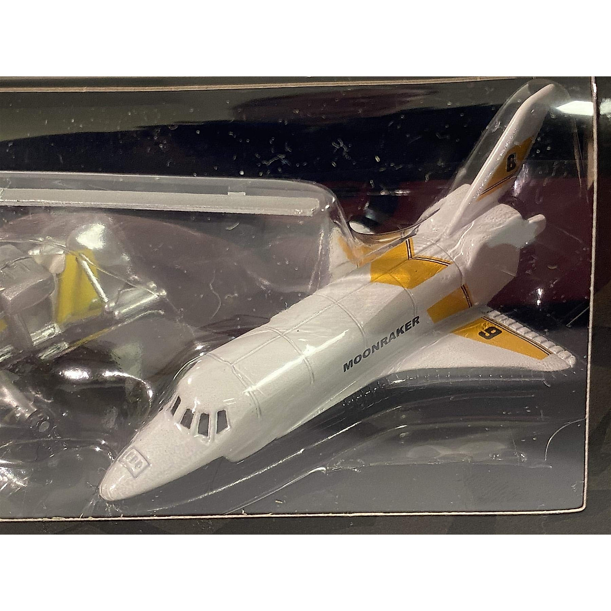 Corgi Diecast Model Cars - TY99283 Corgi James Bond Air, Sea & Space Collection - Fit the box Pre-Built Model Vehicles Toy, Classic Metal Die Cast Collectible, Auto Toys Models for Adults - Black