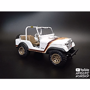 MPC 1981 Jeep CJ5 Golden Hawk 1:25 Scale Model Kit