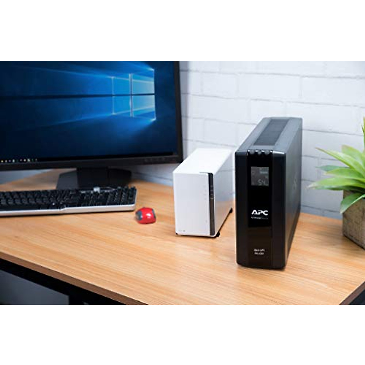 APC BR650MI Back Ups Pro Br 650va 6 Outletsperp Avr Lcd Interface