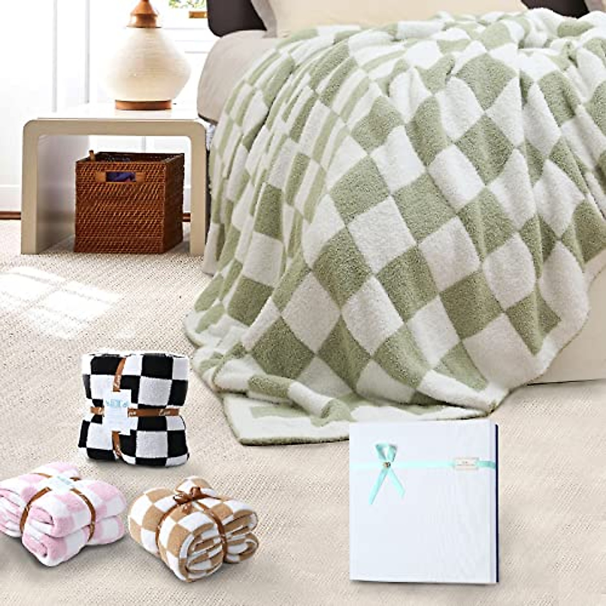 GCQC Checkered Throw Blanket, Knitted Checkerboard Grid Gingham Warmer Comfort Shaggy Soft Cozy Fuzzy Bed Best Gift Blanket with Box for Home Chair Sofa Couch Camping Travel