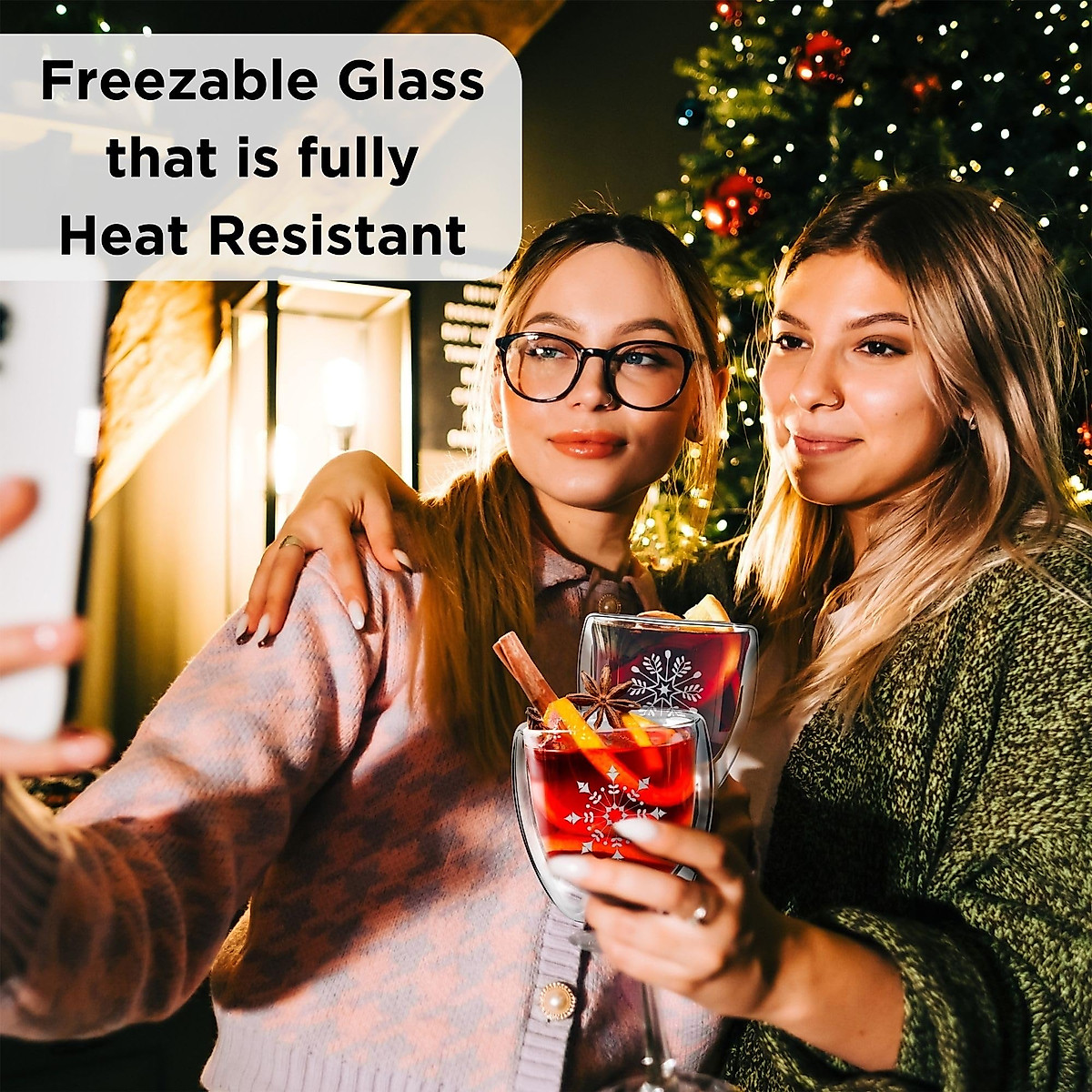 Wrenbury Mulled Wine Glasses Snowflake 7.7oz - Set of 4 Hot Toddy Mugs - Boroscilicate Double Walled Glasses - Insulated for Winter Christmas Drinks - Gluhwein Egg Nog Cups