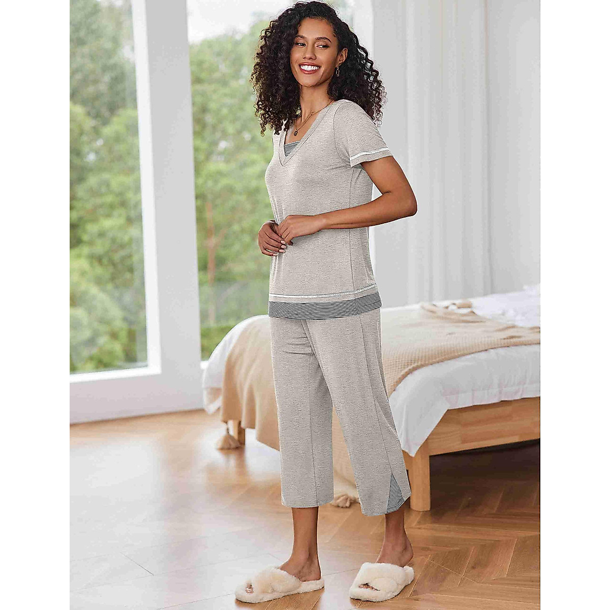 Ekouaer Capri Pajama Sets for Women Capri Pants with Short Tops Sleepwear Ladies Sleep Sets Short Sleeve Pjs Sets Soft Two Piece Loungewear Sets Light Grey