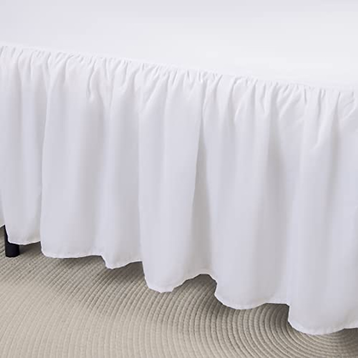 xuan dian Bed Skirt Queen Size Ruffled Bed Skirt with Split Corners, 14 Inch Drop Dust Ruffle Bed Skirt with Platform, White