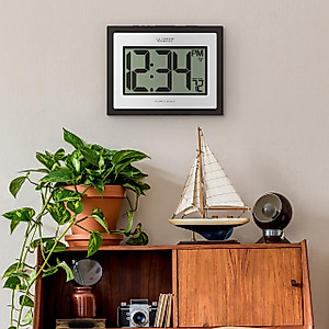 La Crosse Technology 513-1422S Atomic Digital Silver Clock with Indoor Temperature