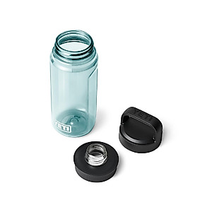 YETI Yonder 600 ml/20 oz Water Bottle with Yonder Chug Cap, Seafoam