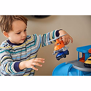 Green Toys Parking Garage - 5 Piece Pretend Play, Motor Skills, Language & Communication Kids Role Play Toy Playset. No BPA, phthalates, PVC. Dishwasher Safe, Recycled Plastic, Made in USA.
